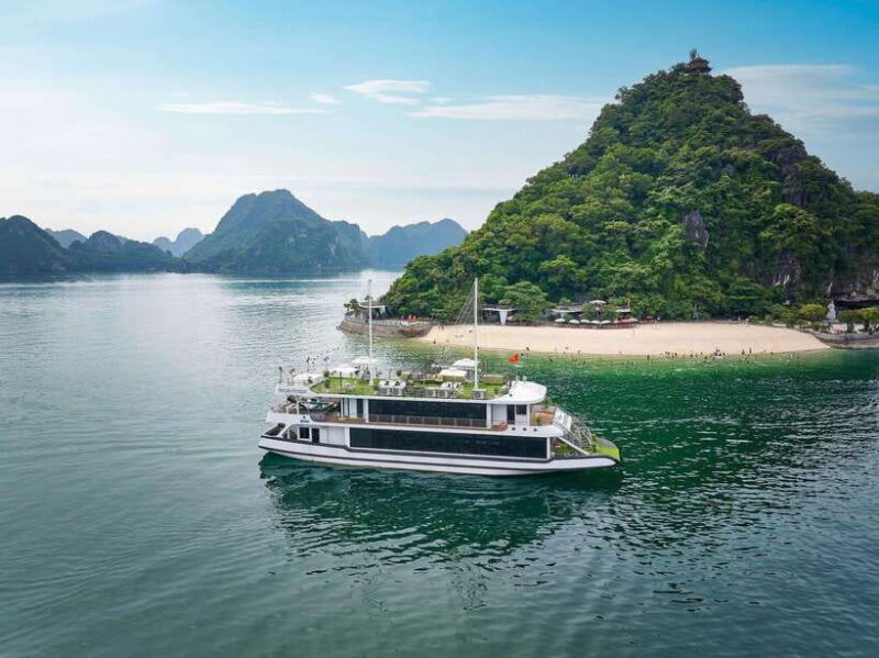 5 Stars Luxury Ha Long Day Cruise And Limousine Transfer - Who Will Love This Tour?