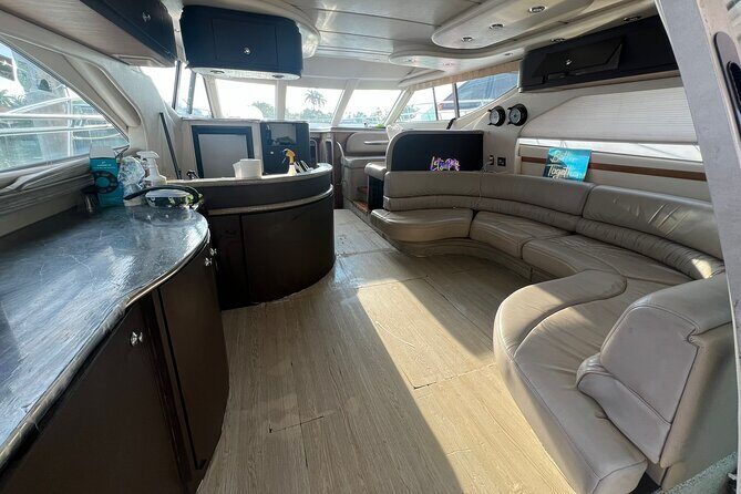 50ft 1 Hour FREE | Miami Yacht Rental | 2 to 6 Hours | 13 People - Who Will Love This Experience?