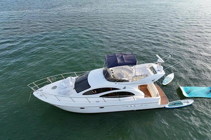 50ft, 1 Hour FREE Miami Yacht Rental, 2 to 6 Hours, 13 People - FAQ