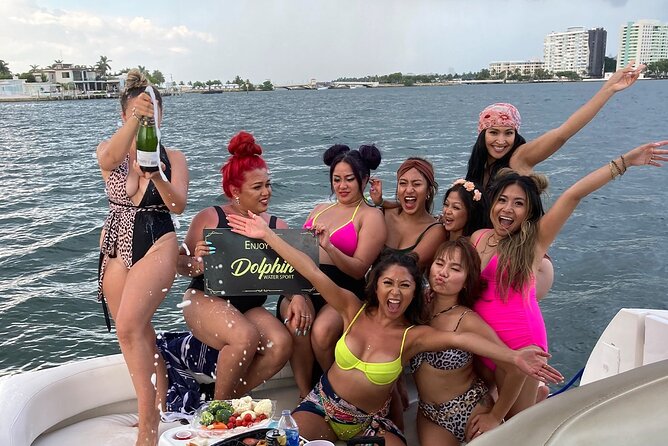50ft Luxury Yacht Tour in Miami Beach Captain, Champagne & Party! - The Good, the Not-So-Good, and the Practical