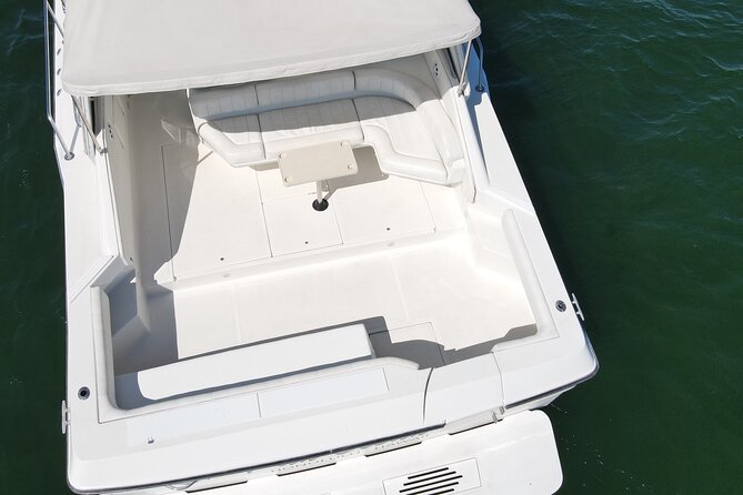 50ft Luxury Yacht Tour in Miami Beach Captain, Champagne & Party! - Frequently Asked Questions