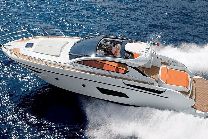 52' Azimut Yacht Charter - Introduction