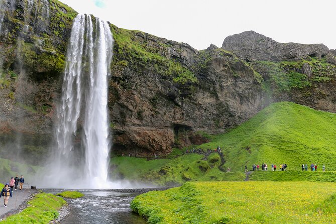 6 Day Iceland Ring Road Highlights Tour With Accommodation - FAQ