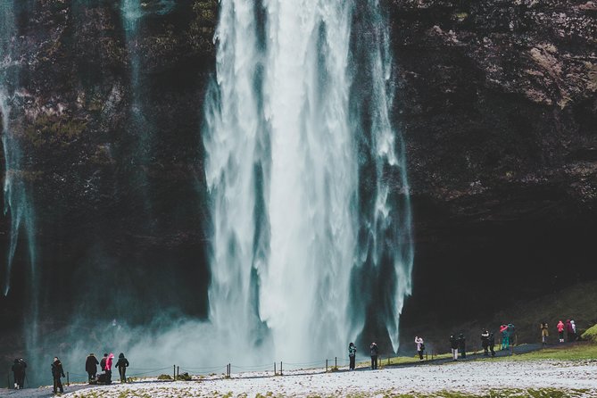 6-Day Minibus Tour Around Iceland from Reykjavik - FAQ