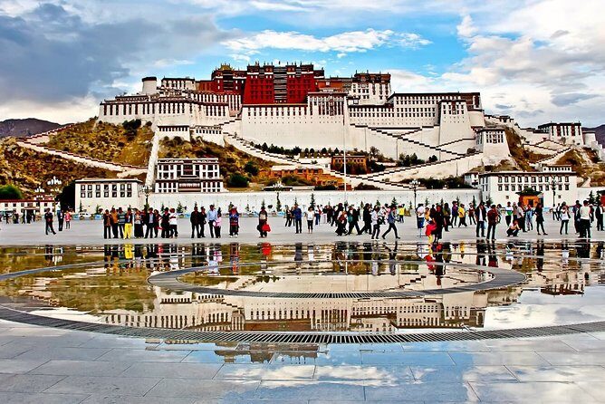 6-Day Small Group Lhasa City and Holy Lake Namtso Tour - Natural Wonders: Namtso Lake and Highland Landscapes