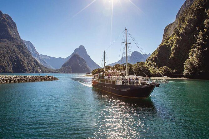 6 Day South Island Circut: Milford Sound, Queenstown and Glaciers - FAQ