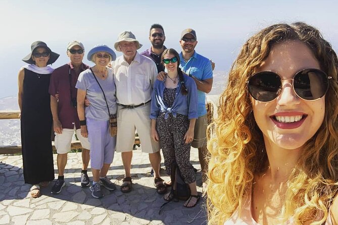 6-hour Best of Santorini Sightseeing Guided Tour - Pickup and Logistics