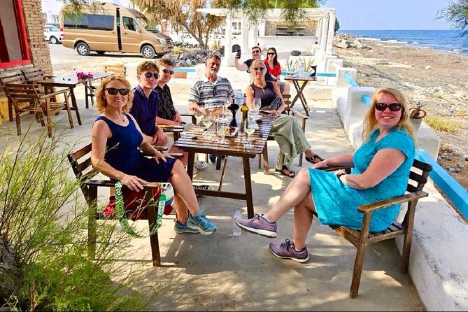 6-hour Best of Santorini Sightseeing Guided Tour - Additional Important Details