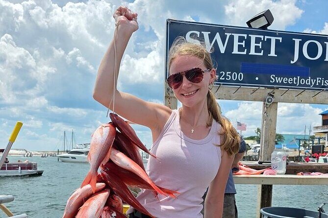 6 Hour Family Friendly Party Boat Fishing in Destin - What Is the Destin Party Boat Fishing Experience?