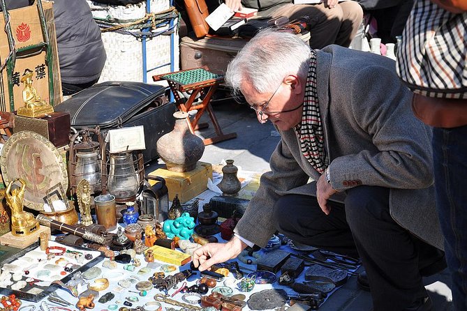 6-Hour Private Beijing Tour: Flower and Fish Market, Panjiayuan Antique Market and 798 Art Zone - Who Will Love This Tour?