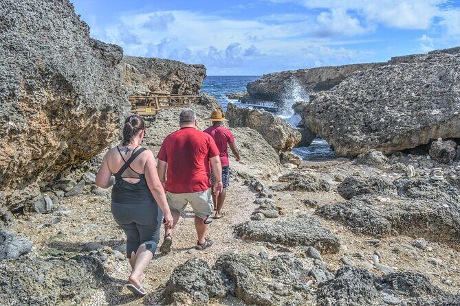 6 Hour Private Guided Tour Beyond the Beaches of Curacao - An In-Depth Look at the Itinerary