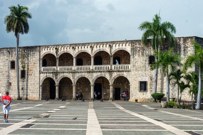 6 Hours Private Cultural Tour in Santo Domingo - The Ruins and Fortresses