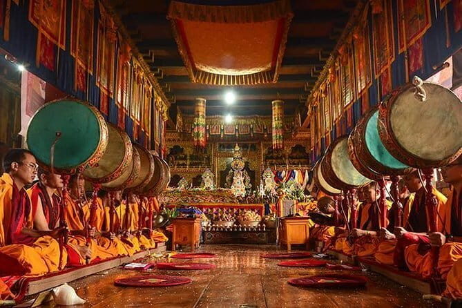6 Nights Bhutan cultural and hiking tour - Authentic Experiences and Genuine Impressions
