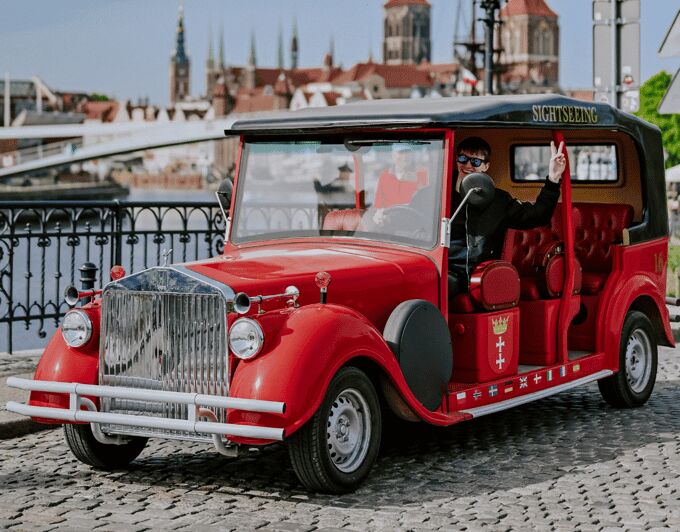 60 min of sightseeing in retro cars, Gdansk - FAQs