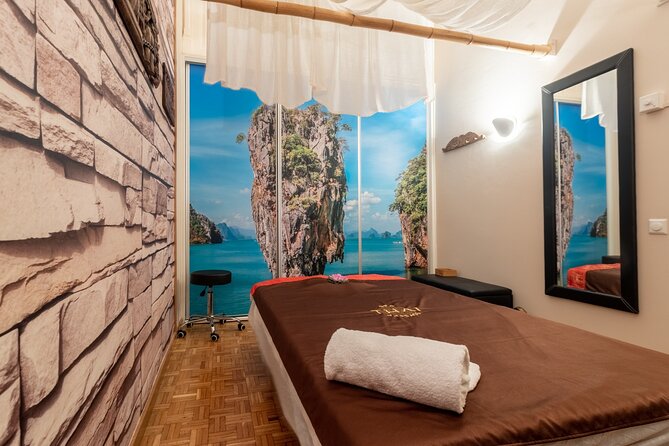 60 Min THAI & Bali MASSAGE at THAI SPA MASSAGE BARCELONA - Booking Information
