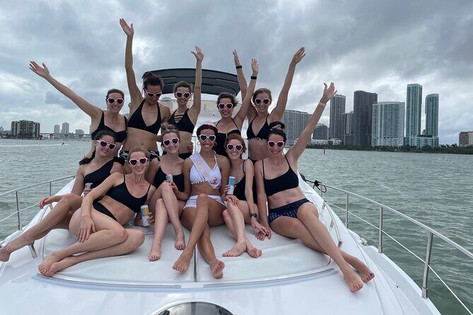 65ft Yacht Charter in Miami - Authentic Experiences from Past Guests