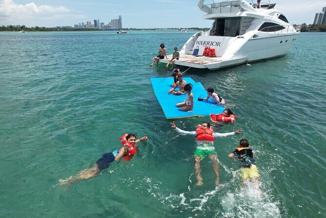 65ft Yacht Charter in Miami - FAQ
