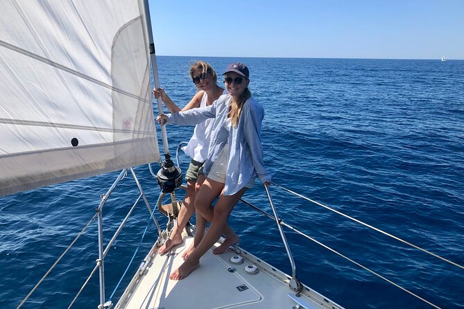 7-day cruise in a 12-meter sailboat - The Sum Up