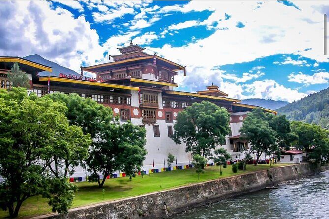 7 Day Cultural & Culinary Expedition to Bhutan - Exploring the Bhutanese Landscape and Culture