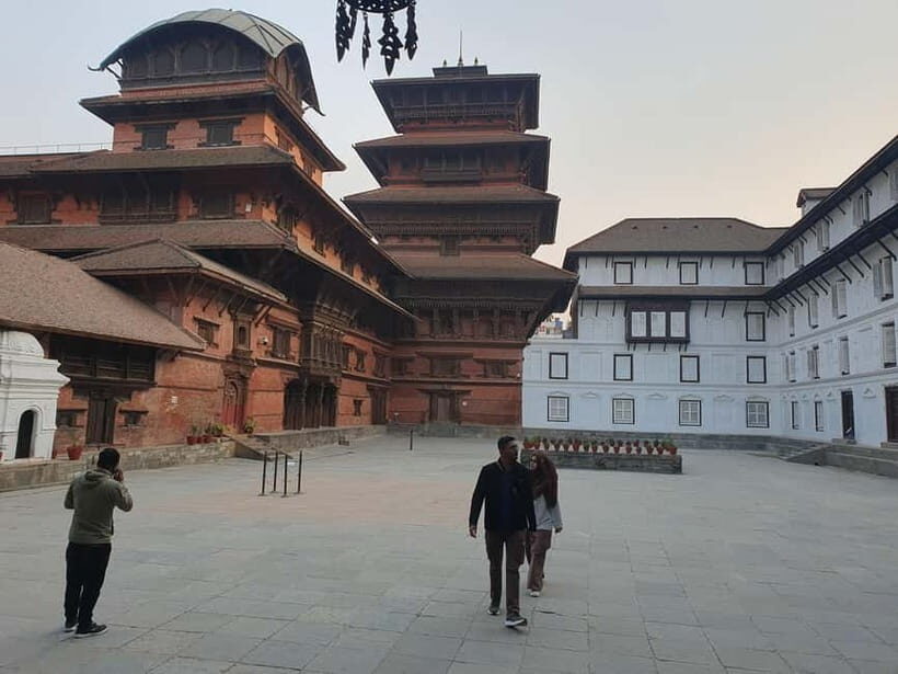 7 Day Himalayan Highlights: Culture, Mountain, Jungle Safari - Authenticity and Experience