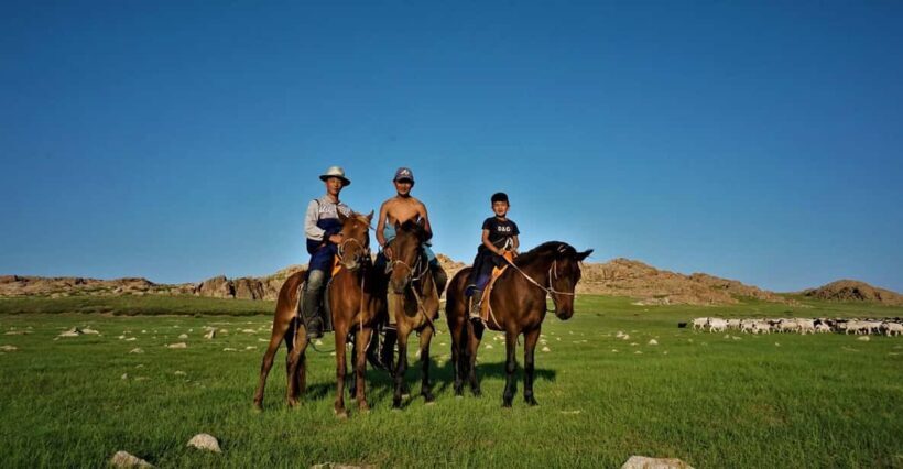 7 Day White stupa Gobi Orkhon valley Central Mongolia - FAQ