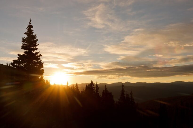 7-Day Yellowstone National Park Rocky Mountain Explorer - Key Points