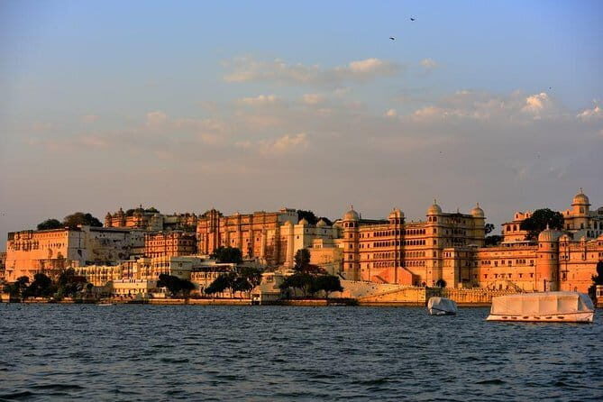 7 Days Golden Triangle Tour with Jodhpur & Udaipur - Authentic Experiences and Practical Details
