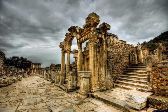 7 Days Highlights of Turkey Tour: Istanbul, Cappadocia, Pamukkale, Ephesus - Uncover the Ancient City of Ephesus