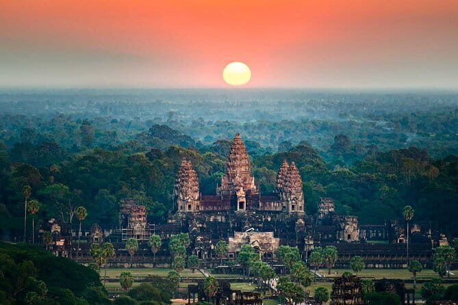 7 Days Private Tour Siem Reap (Angkor), Hanoi & Halong Bay Overnight Cruise - Key Points