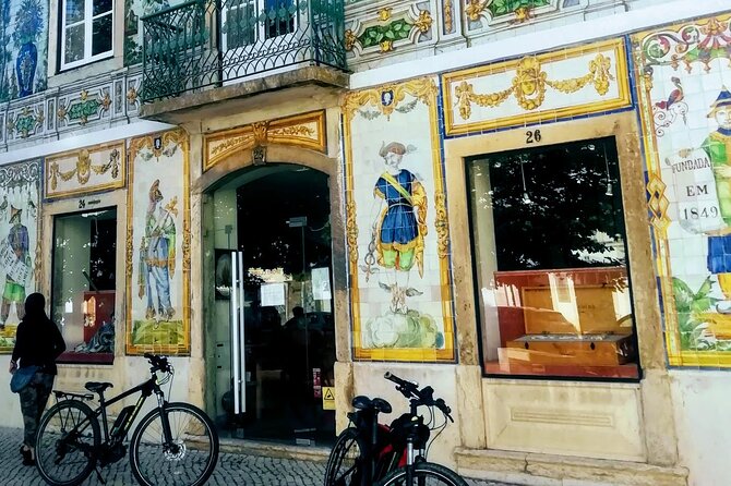 7 Hills and 14 Viewpoints - Lisbon E-Bike Tour - Guided Storytelling and Interactions