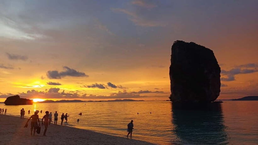7 Islands sunset tour plus bioluminescent plankton + BBQ - In-Depth Look at the Tour