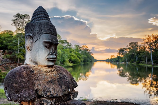 7-must See Temples in Angkor Park (Private Guided Tour) - The Iconic Bayon and Neak Pean
