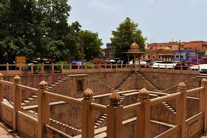 7 Nights 8 Days tour of Forts, Palaces and Stepped Wells - FAQ