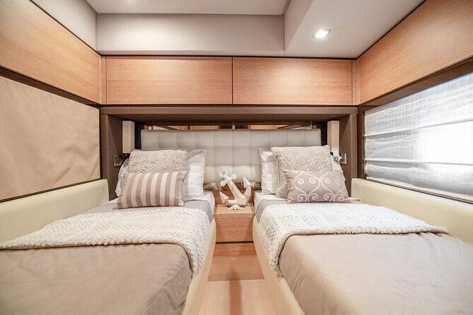 70' Azimut Flybridge Yacht Charter - The Itinerary and Sights
