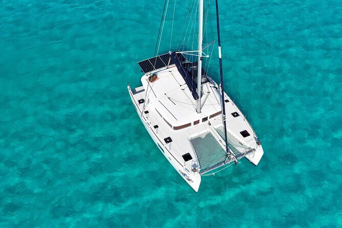 7hrs 42ft Luxury Catamaran Private Charter Cancun to Isla Mujeres - Setting Sail: What to Expect from the Tour