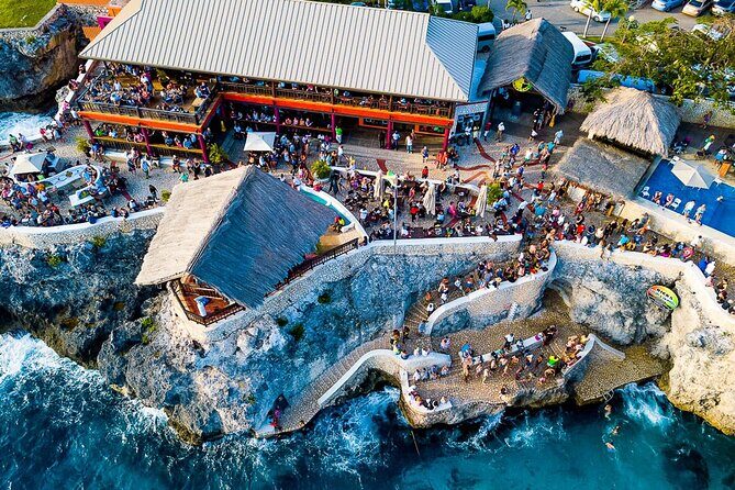 7Mile Beach/Ricks Cafe Tour with Free Shopping from Montego Bay - Key Points