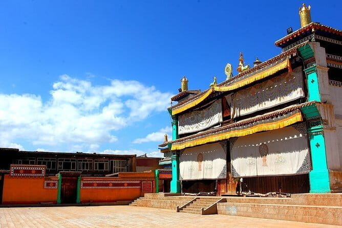 8 Day Silk Road Trip of Dunhuang Jiayuguan with Accommodation - Days 5 & 6: The Fortress and the Landforms