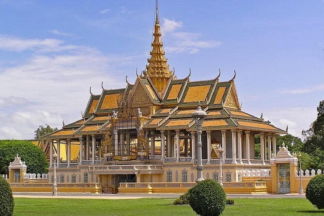 8 Days Cambodia 3 Cities(PHNOM PENH  BATTAMBANG  SIEM REAP) - What Travelers Are Saying and Why It Matters
