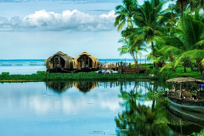 8 Days Kerala Tour Package with Houseboat Stay - Key Points