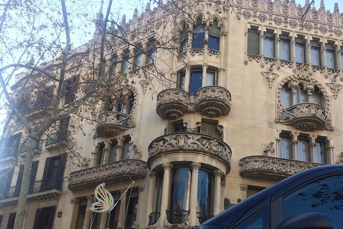 8-Hour Barcelona Private Tour - Exploring the Itinerary: What to Expect at Each Stop
