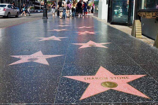 8-Hour Limo Tour of all of Los Angeles to Malibu, Santa Monica, Venice,Hollywood - A Closer Look at the Itinerary