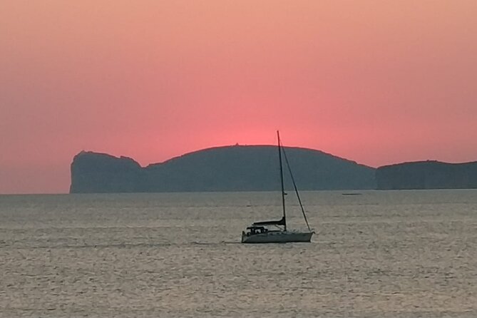 8-hour sailing tour in Alghero with typical Sardinian cuisine - Key Points