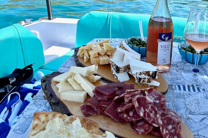 8 Hours Excursion in the Gulf of Olbia with aperitif+lunch included - Who Will Love This Tour?
