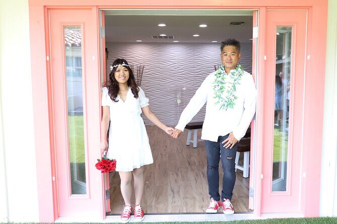 808 Deluxe Wedding at Hawaiian Wedding Chapel - Detailed Review of the Hawaiian Wedding Chapel Experience