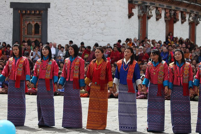 9 Days Authentic Bhutan Tour by Local Experts - What Makes This Tour Special?