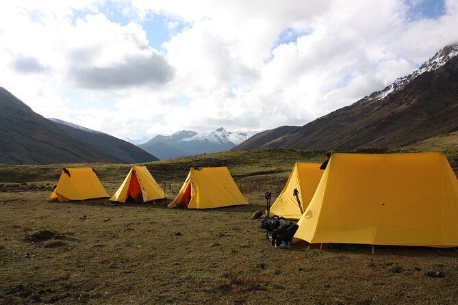 9 Days Druk-path Trek with Cultural sightseeing - Why This Tour Offers Good Value