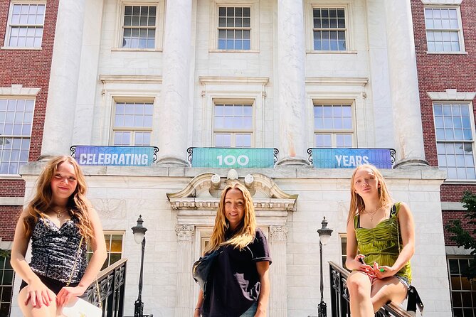 90 Min NYC Private Gossip Girl Pedicab Tour - Accessibility and Participation