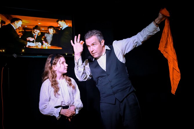 90 Minute Family Close-Up Magic and Illusionism Show in Blackpool - Venue and Accessibility