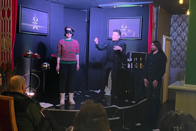 90 Minute Family Close-Up Magic and Illusionism Show in Blackpool - Suitable for All Ages