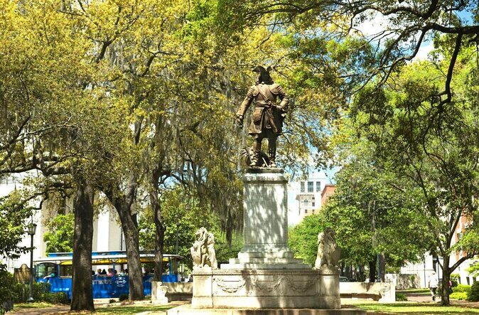 90 Minute Historic Savannah Walking Haunted Bar Pub Crawl - Key Points